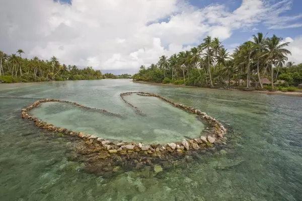 फोटो नम्बर - - सूर्य मुकुट पछाडि Kiribati मा