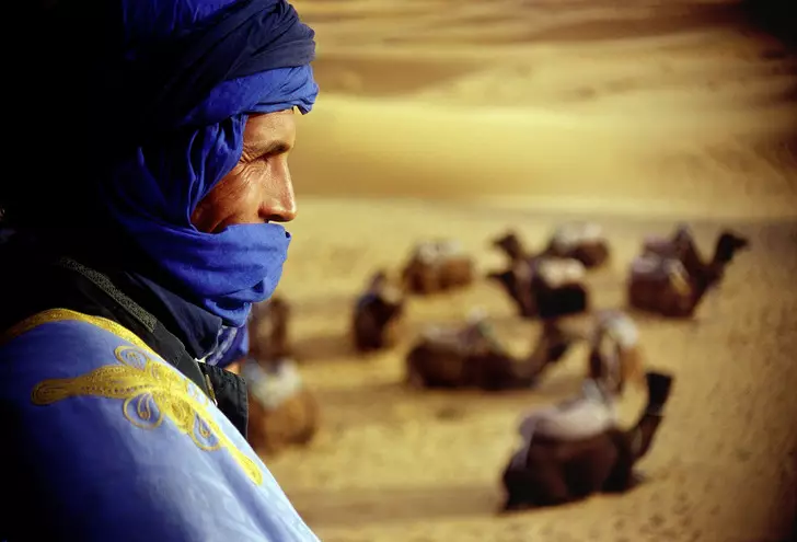 Foto número 1 - MOMENTO DE TRABAJO: Capitán del desierto