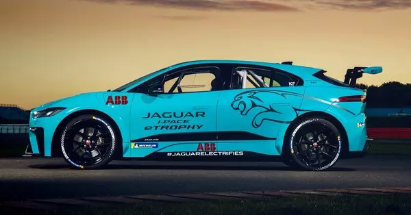 Auto Racing Office: Боздид аз мусобиқаҳои Jaguar дар формула e 47811_32