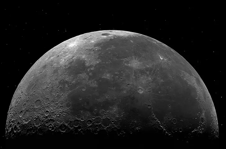 عکس شماره 1 - دانشمندان کشف غیر منتظره ای در ماه انجام دادند