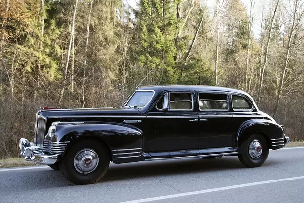 عکس شماره 10 - به حسادت سرمایه داران: 5 از لوکس ترین اتومبیل های شوروی