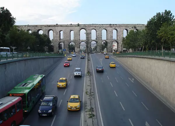 Fotografija številka 2 - Neuspeli kapital sveta