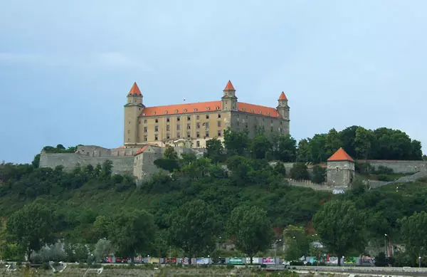 Hemmelig Pearl Danube Halskjeder