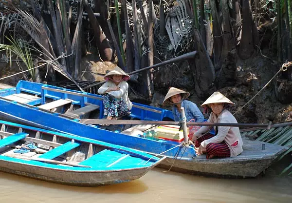 Foto №5 - Indochinese recept voor de vergetelheid van het verleden