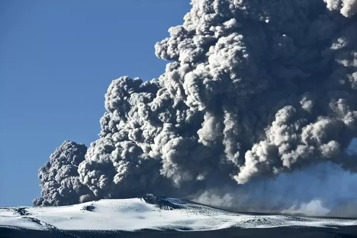 Foto numurs 5 - Vai nav piemērots mums: visvairāk kaitīgākie vulkāni cilvēka vēsturē