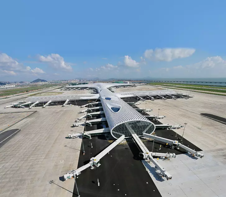 Zdjęcie Numer 5 - lot lotniczy: 10 Niesamowite lotniska na świecie