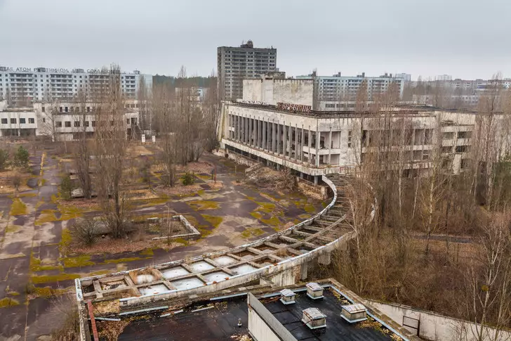 Foto №1 - Zašto pražnjenja grad i kako se to dogodilo preko noći