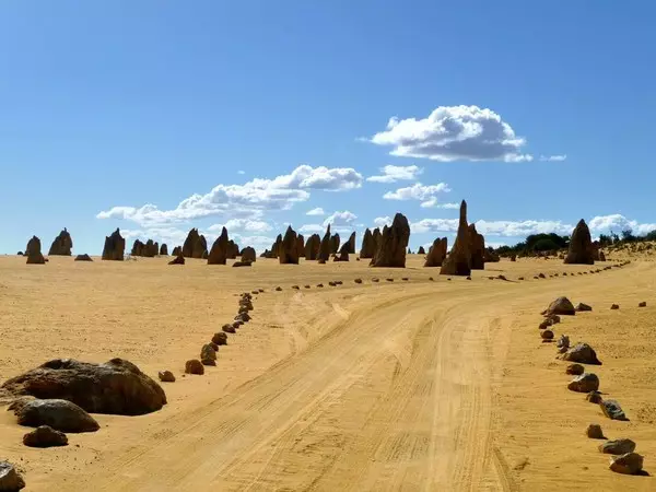 Entretenimento deserto: 5 lugares desabitados onde areia, água e vento criaram maravilhas 8054_13