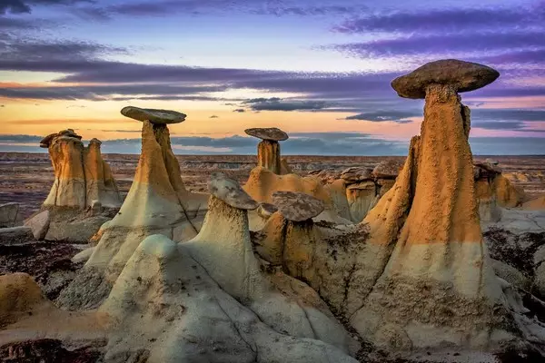 Entretenimento deserto: 5 lugares desabitados onde areia, água e vento criaram maravilhas 8054_16