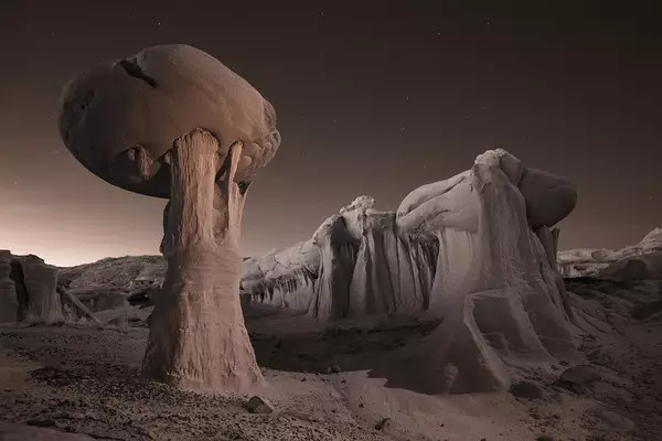 Entretenimento deserto: 5 lugares desabitados onde areia, água e vento criaram maravilhas 8054_17