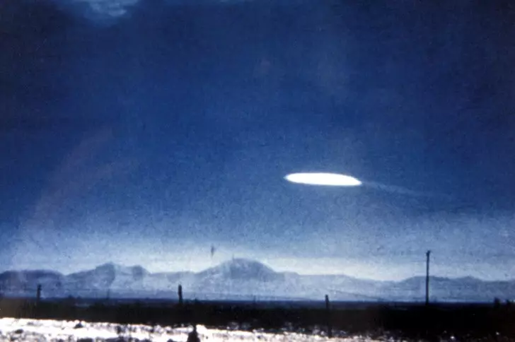 Foto nummer 1 - US Intelligence annonserte en kort rapport om møter med UFOer i 17 år