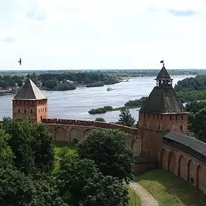 Chithunzi nambala 1 - ku Novgorod ibwezeretsa mzinda wakale