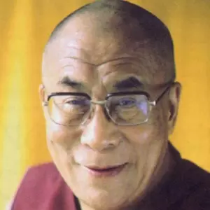 1 nuotraukos numeris - Dalai Lama paėmė Paryžiaus